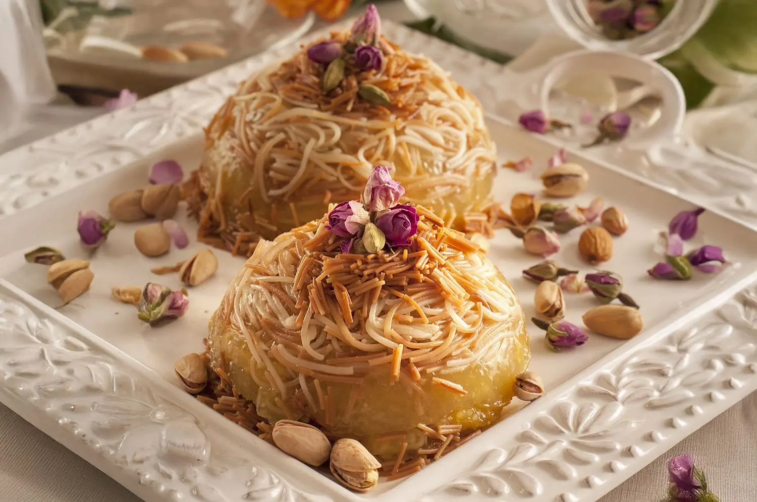 Emirati Breakfast Guide - Traditional Dishes to Try - The Sandy Times