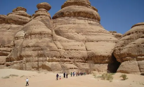 First-Time Guide to AlUla: Essential Checklist for Visitors - The Sandy ...