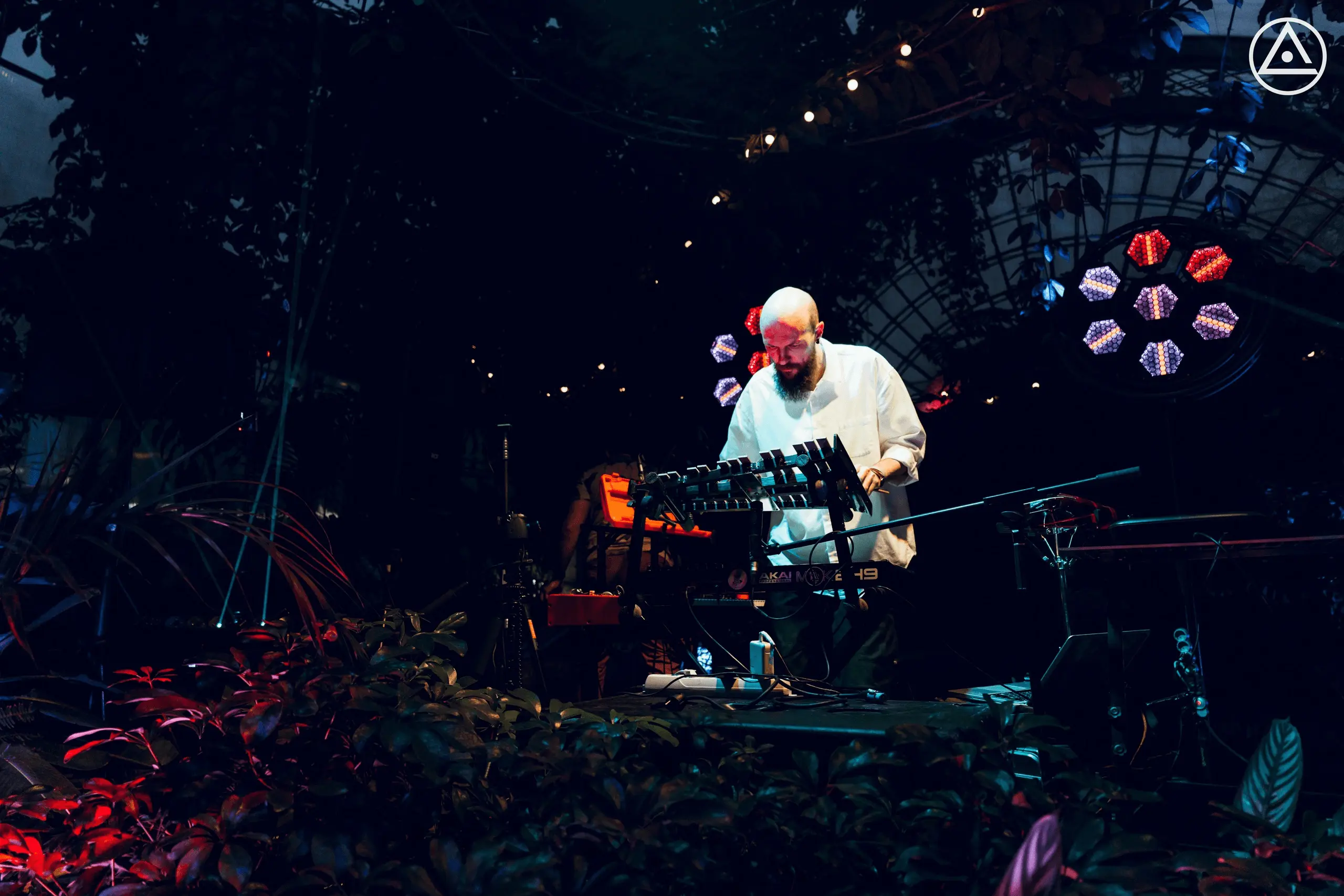 The DJ Playing Over 10 Instruments: Long Arm In Dubai - The Sandy Times